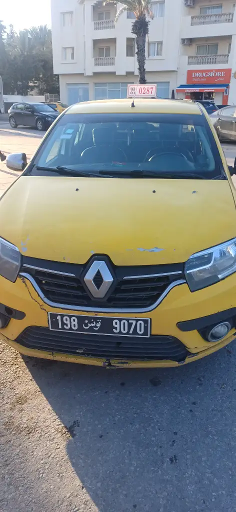 Renault Symbol 2017 640000 km | Baniola.tn