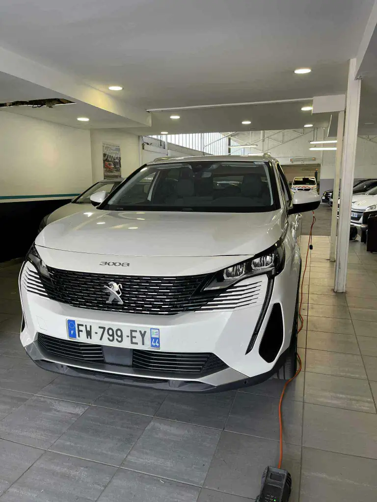 Peugeot 3008 2020 - 74 000 TND - Jendouba - Baniola.tn