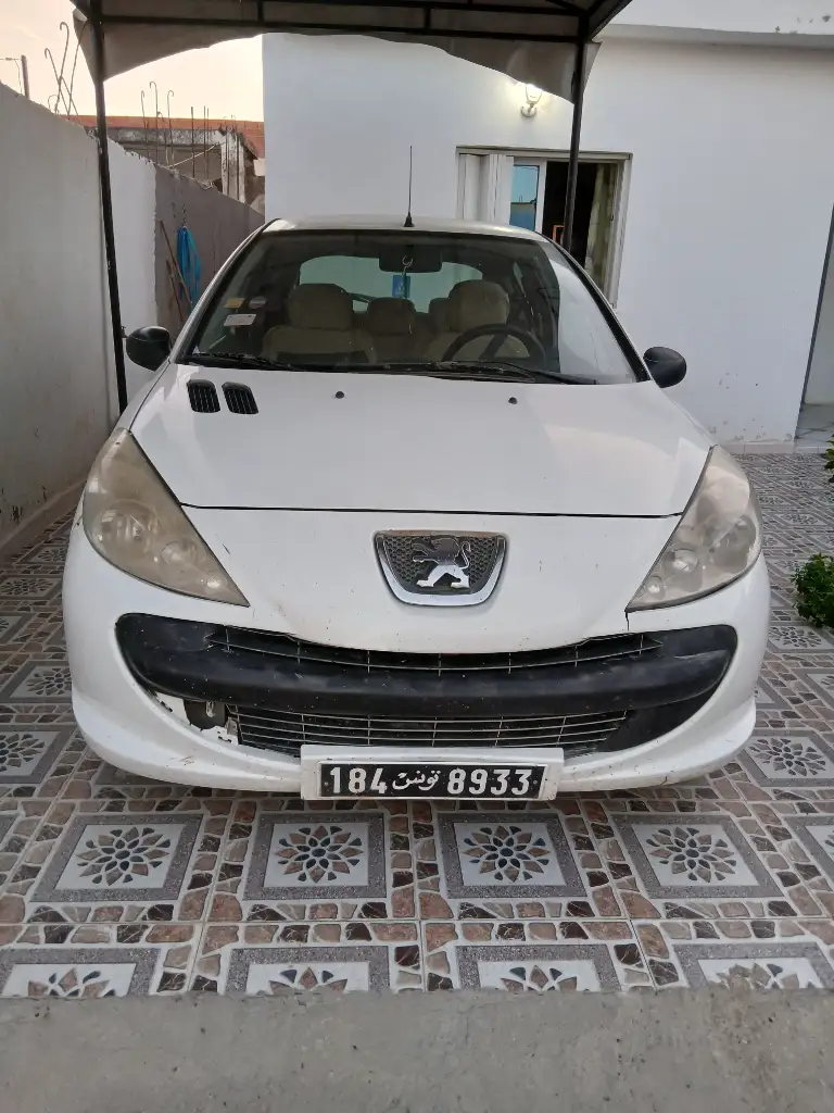 Peugeot 206 2012 - 23 000 TND - Manouba - Baniola.tn