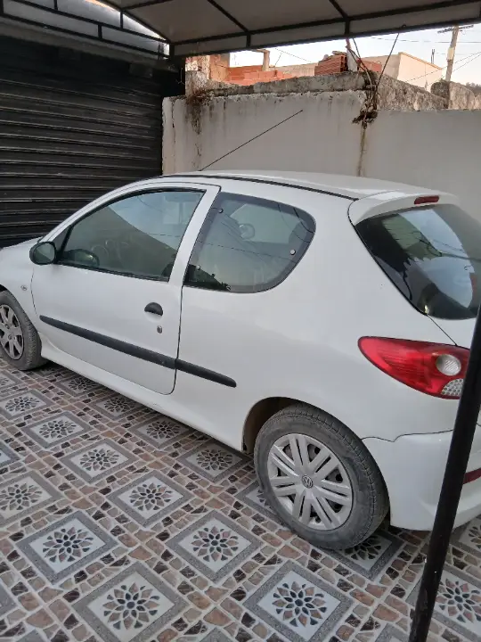 Peugeot 207 2012 - 22 000 TND - Manouba - Baniola.tn